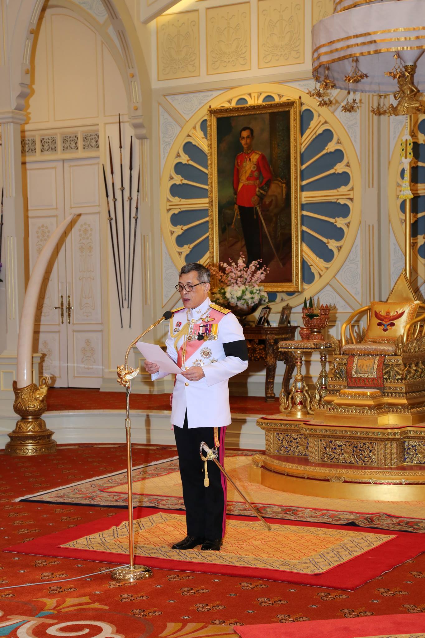 Vajiralongkorn Ascends the Throne as King Rama X