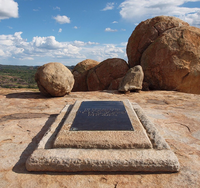 Grave of British Imperialist Cecil Rhodes Draws Debate in Zimbabwe