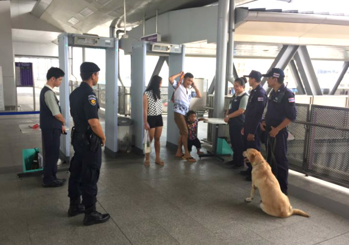 MRT Ramps Up Security After Bomb Found Near Station