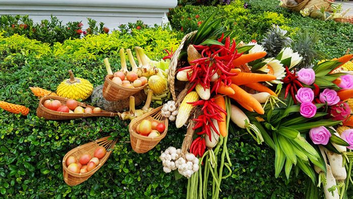 See a Vegetable-Themed Funeral in Surin (Video)