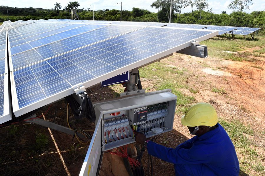 Chinese Tech Helps Cubans Shift to Solar Energy