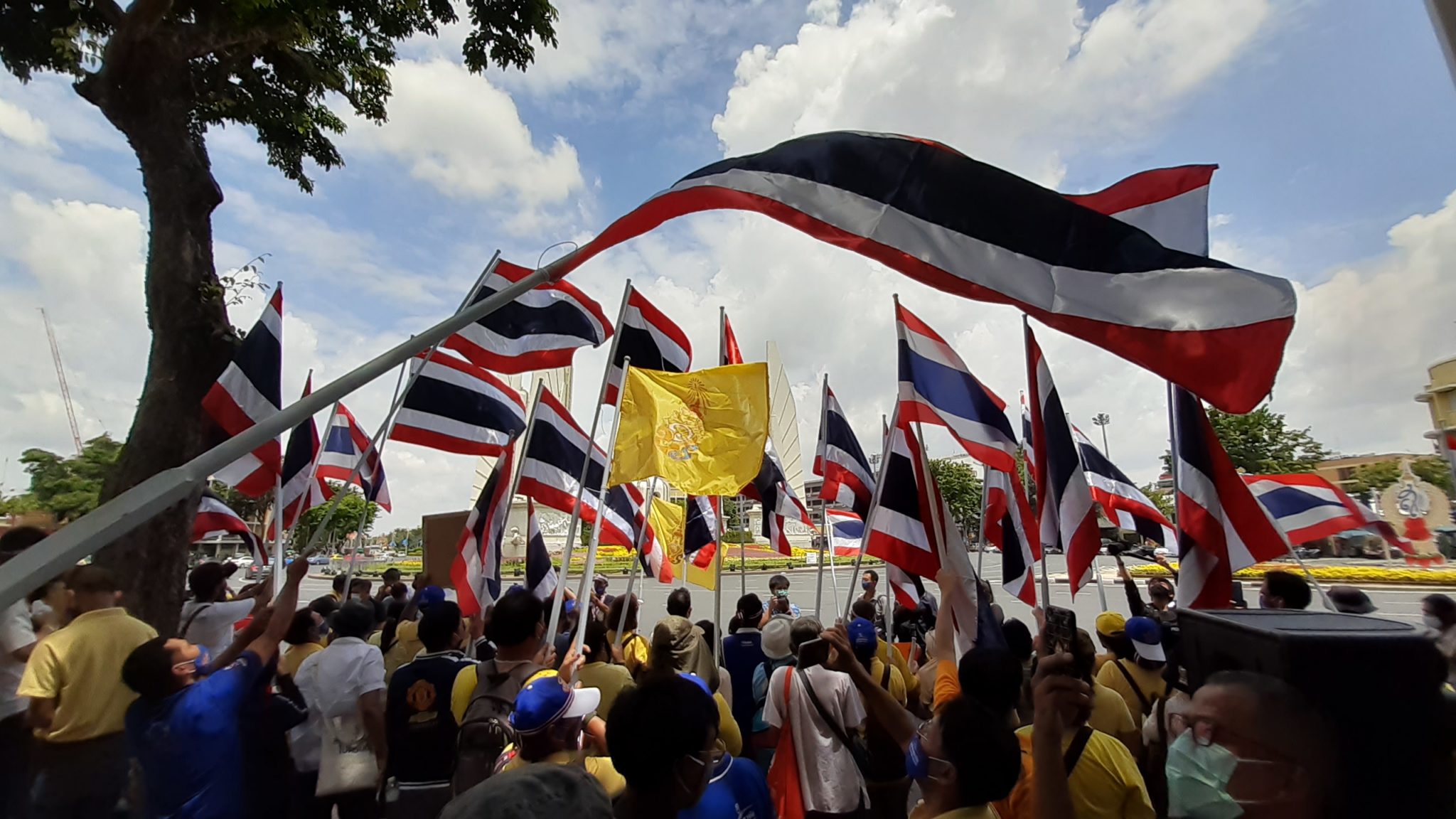 A House Divided: Ideological Clashes Split Families as Protests Heat Up