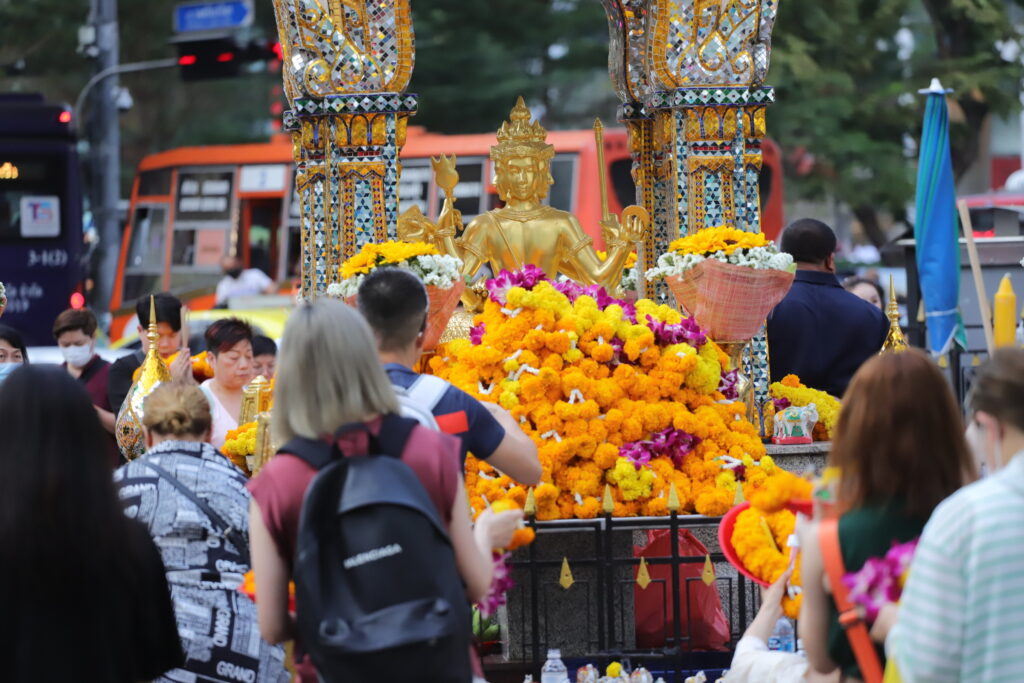 Many Thai and Foreign Tourists Pay Respect to Brahma and Trimurti