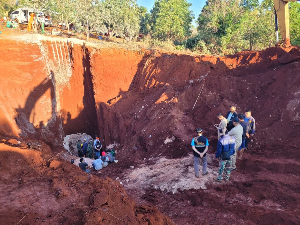 Baby Girl Rescued After Falling Down a 15-Meter Deep Well