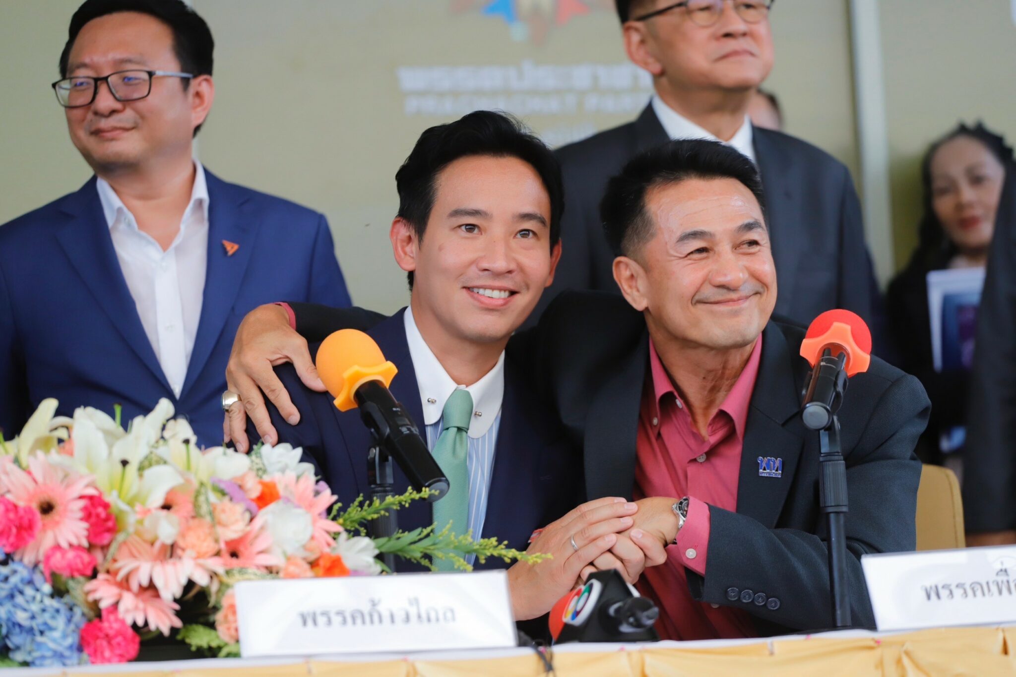 Pheu Thai And Move Forward Are Under Pressure To Split For New Government Formation