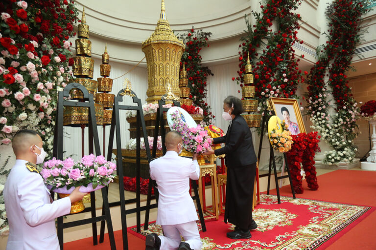 Tycoon Dhanin Loses His Beloved Wife Tawee, the Heart of the Chearavanont Family