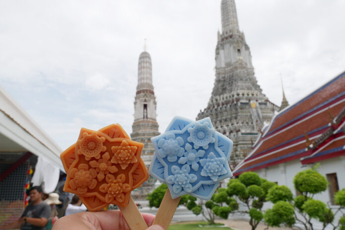 What’s Behind the Famous Wat Arun-Tile-Design Ice Cream?