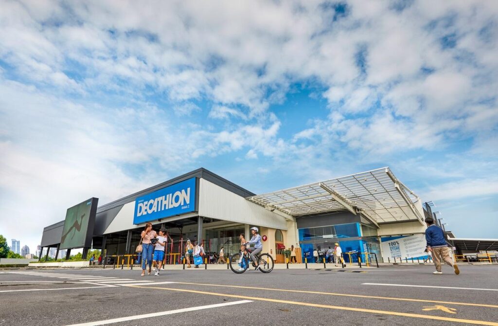 “Decathlon” Celebrates the 8th Anniversary