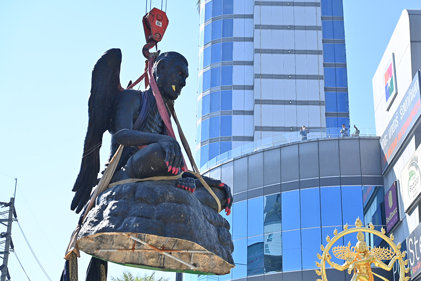 End Of The Controversial "Kru Guy Kaeo" Statue At The End Of 2023