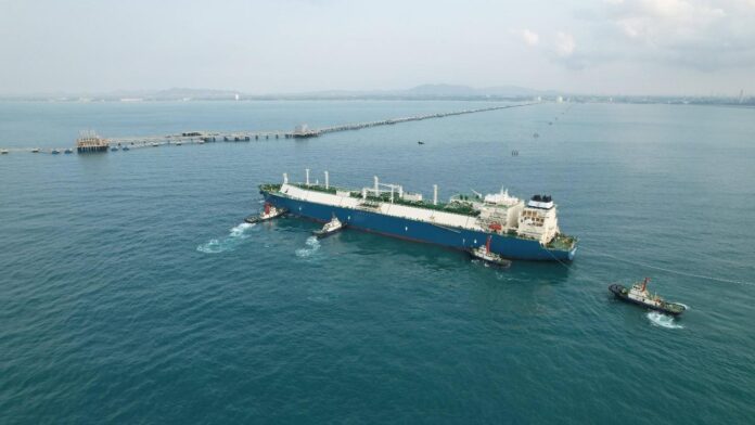 RATCH and GULF Pioneer On with the First Private LNG