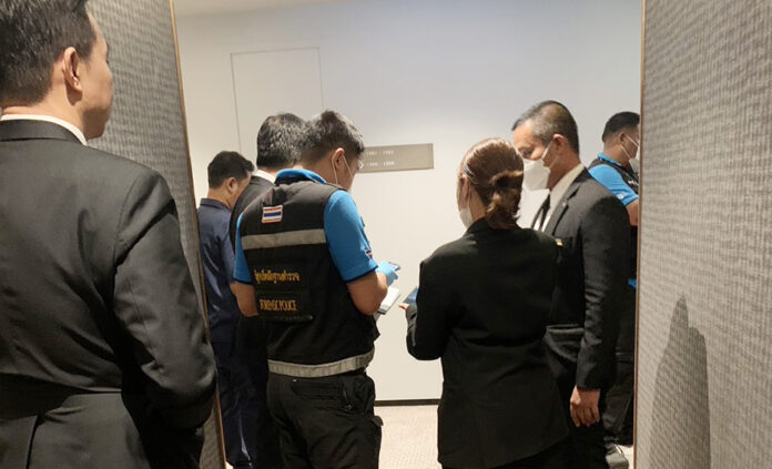 A Chinese Visitor Drunkenly Vandalizes Bangkok Hotel Room