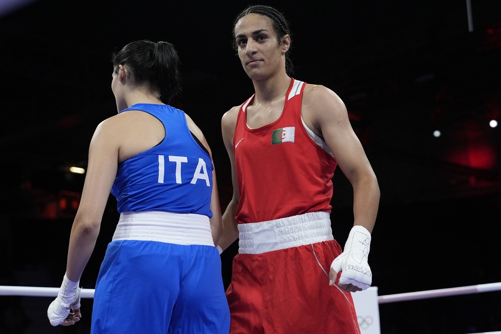 Algeria's Boxer Imane Khelif Wins First Olympic Fight When Italy's ...