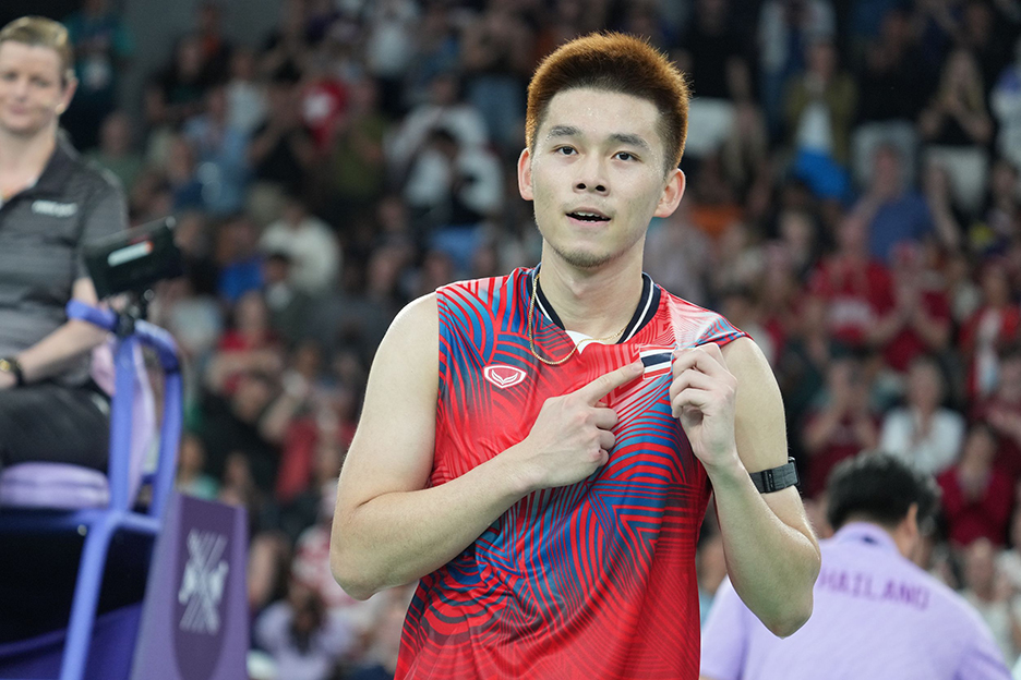 Thai Badminton Star Kunlavut Makes Olympic History, with Liverpool ...