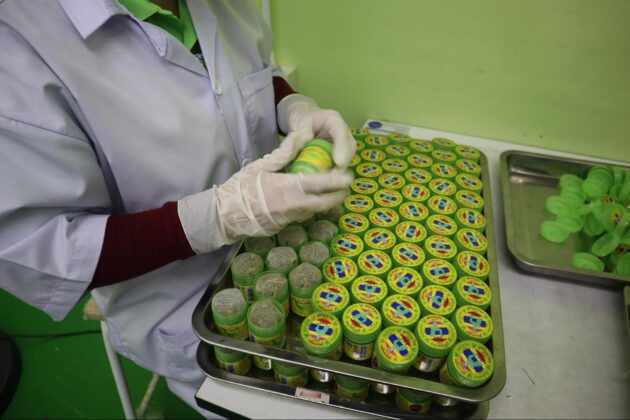 Scent of Success: Hong Thai Inhaler's Path from Streets to Stars