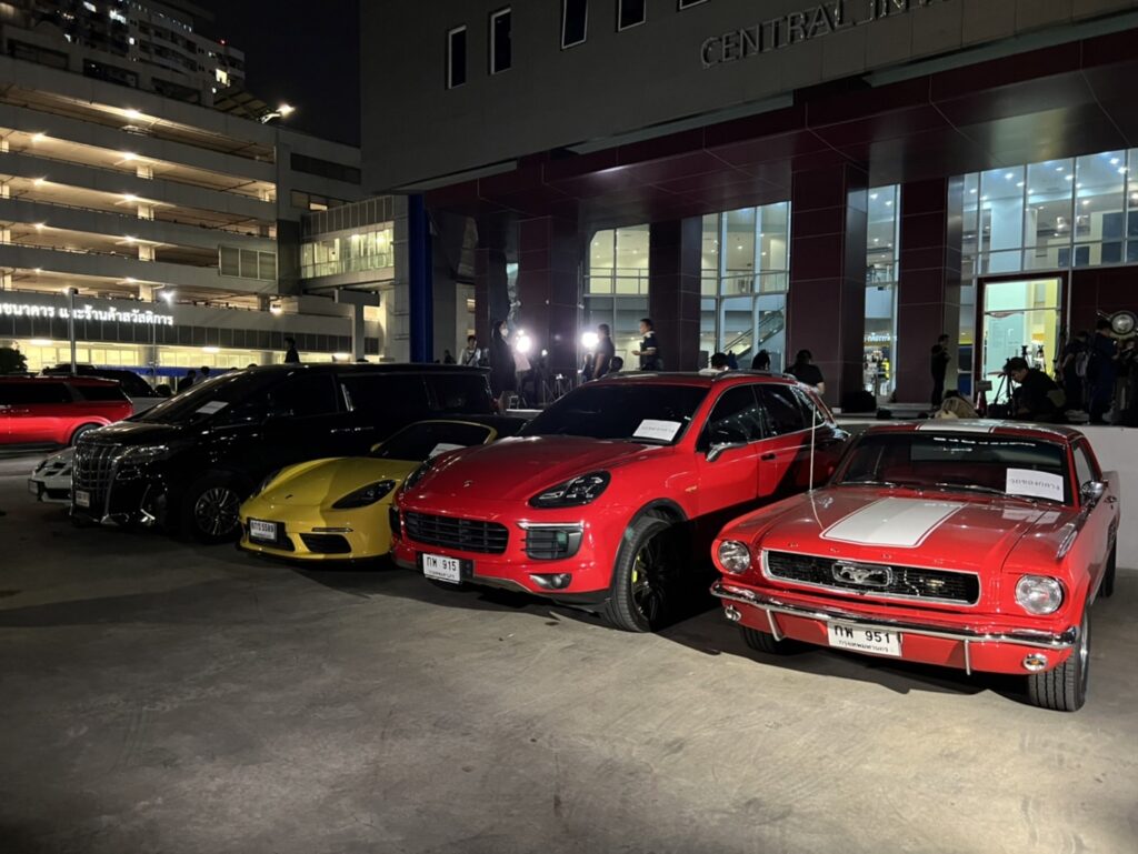 The iCon Group "18 Bosses" Are Arrested and Spend a Night in Cell