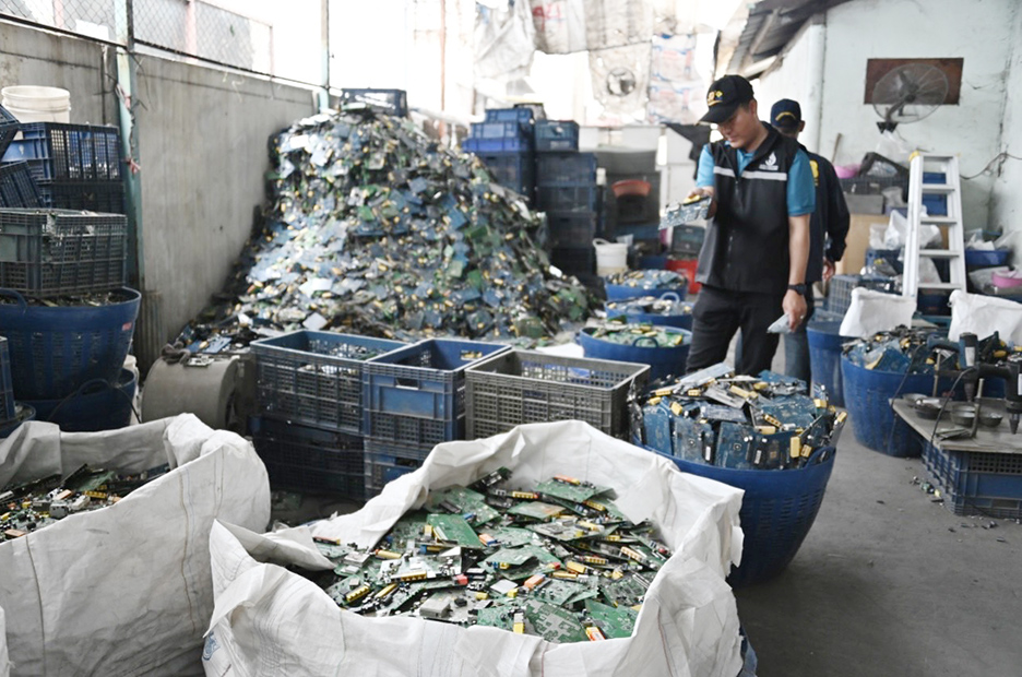 Trail of Debris Leads to 1,200-Ton E-Waste Seizure at Chinese Factory