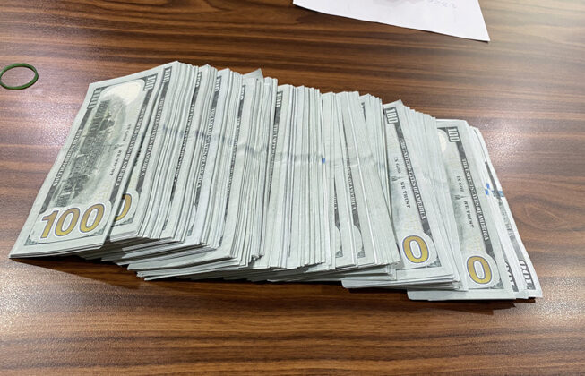 Police Hunt Foreign Suspects in $90,000 Gold Purchase Scam