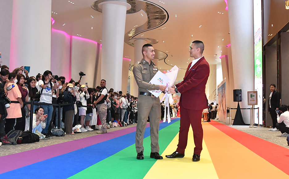 Thailand Celebrates First Day of Marriage Equality with 1,832 Couple ...