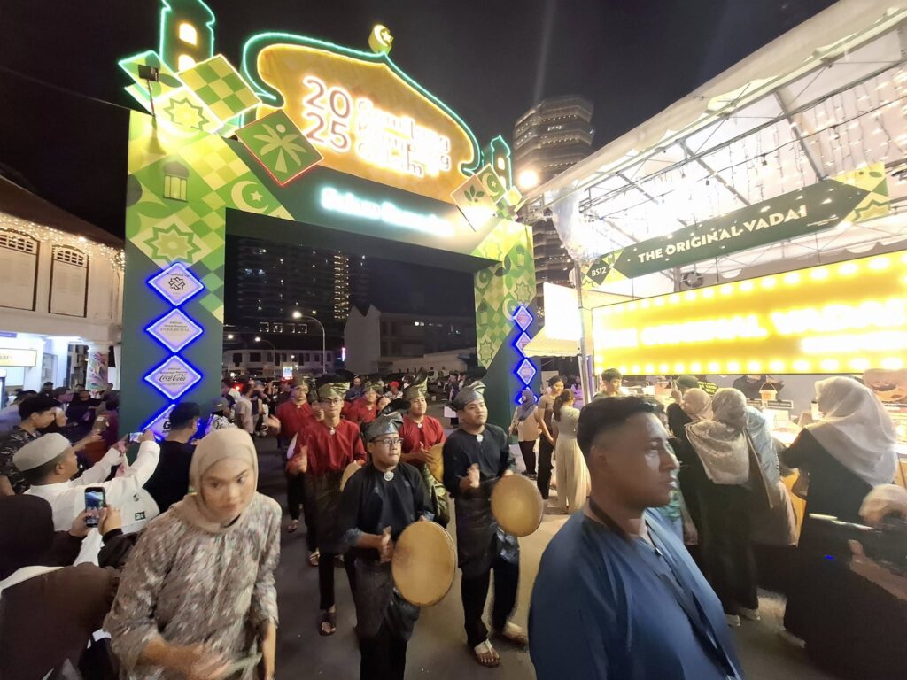 Ramadan Bazaar at Singapore's Kampong Gelam is Back and Worth a Visit