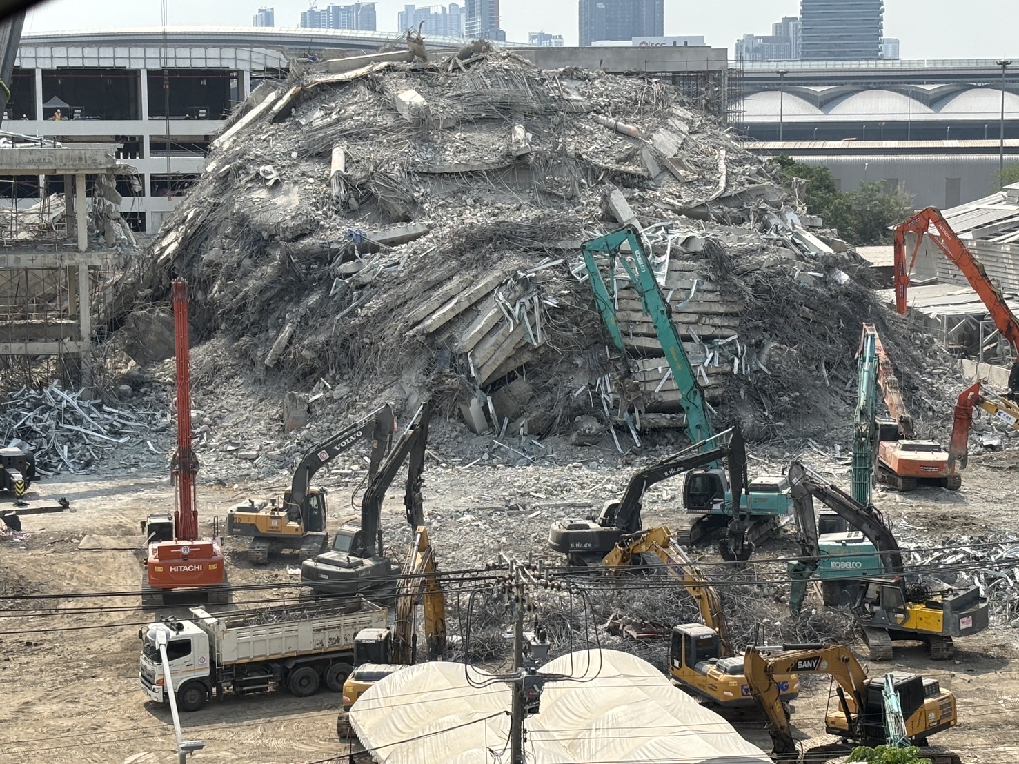 Prosecutors in Thailand Issue Indictments for Dozens in Deadly Building ...