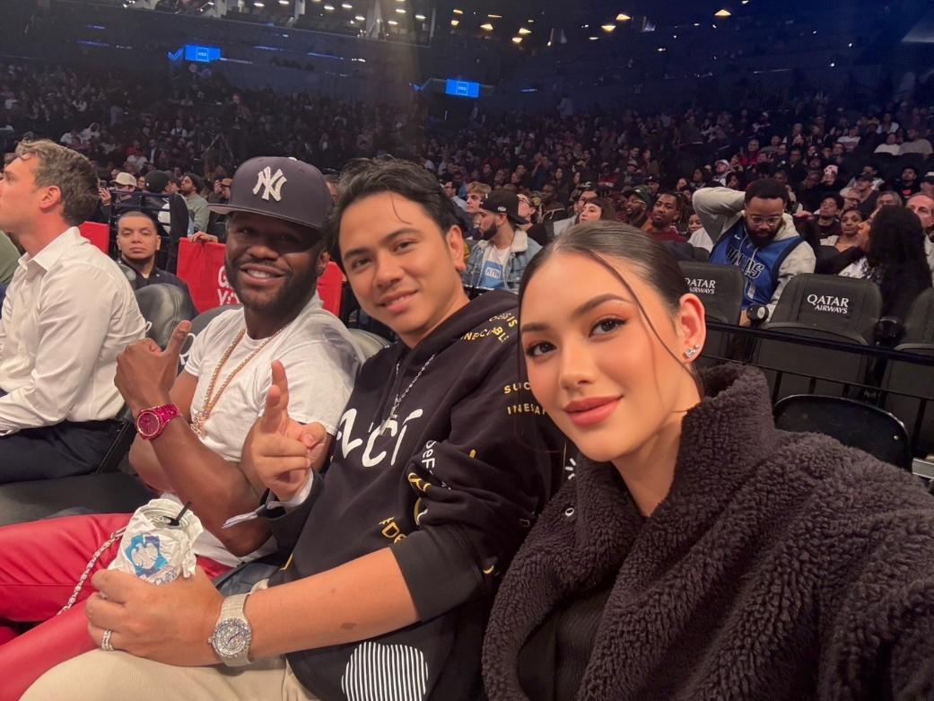Floyd Mayweather Announces His Status as ACT(ACET) Holder