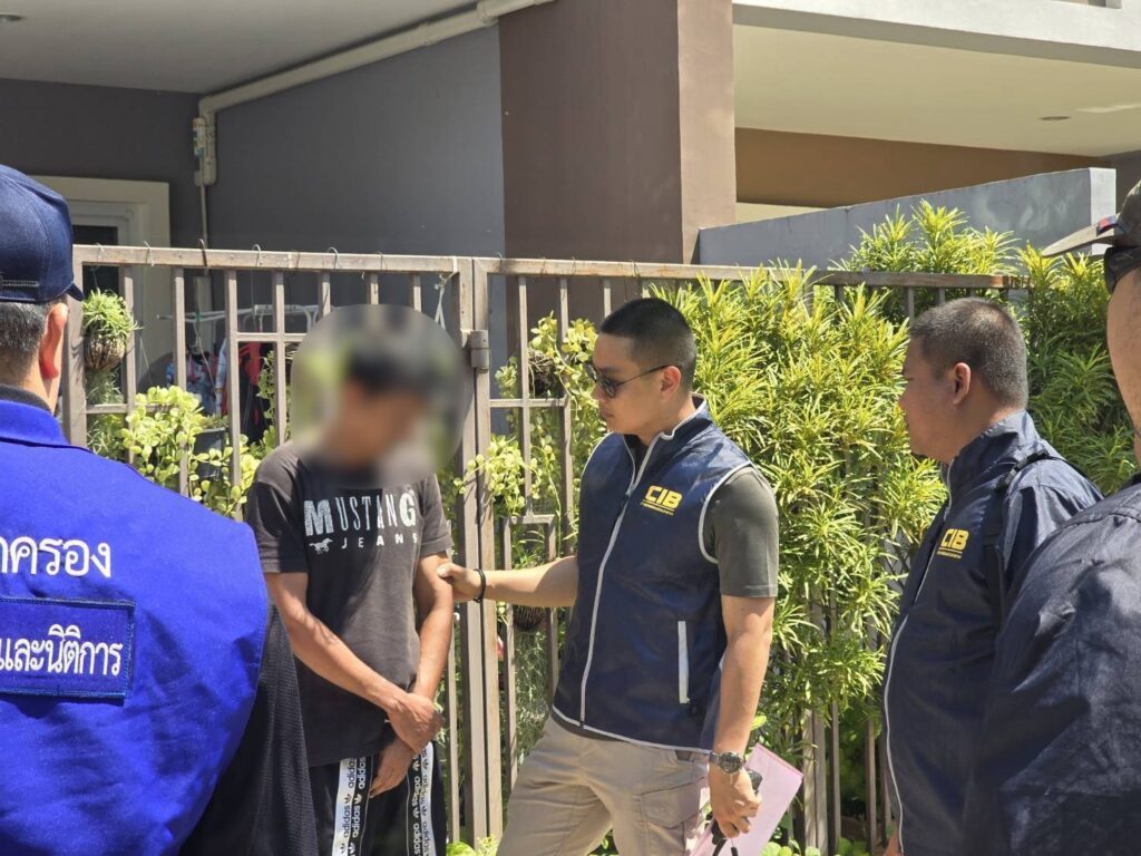 Pakistani Man Arrested for Using Dead Thai's ID Card for Ten Years