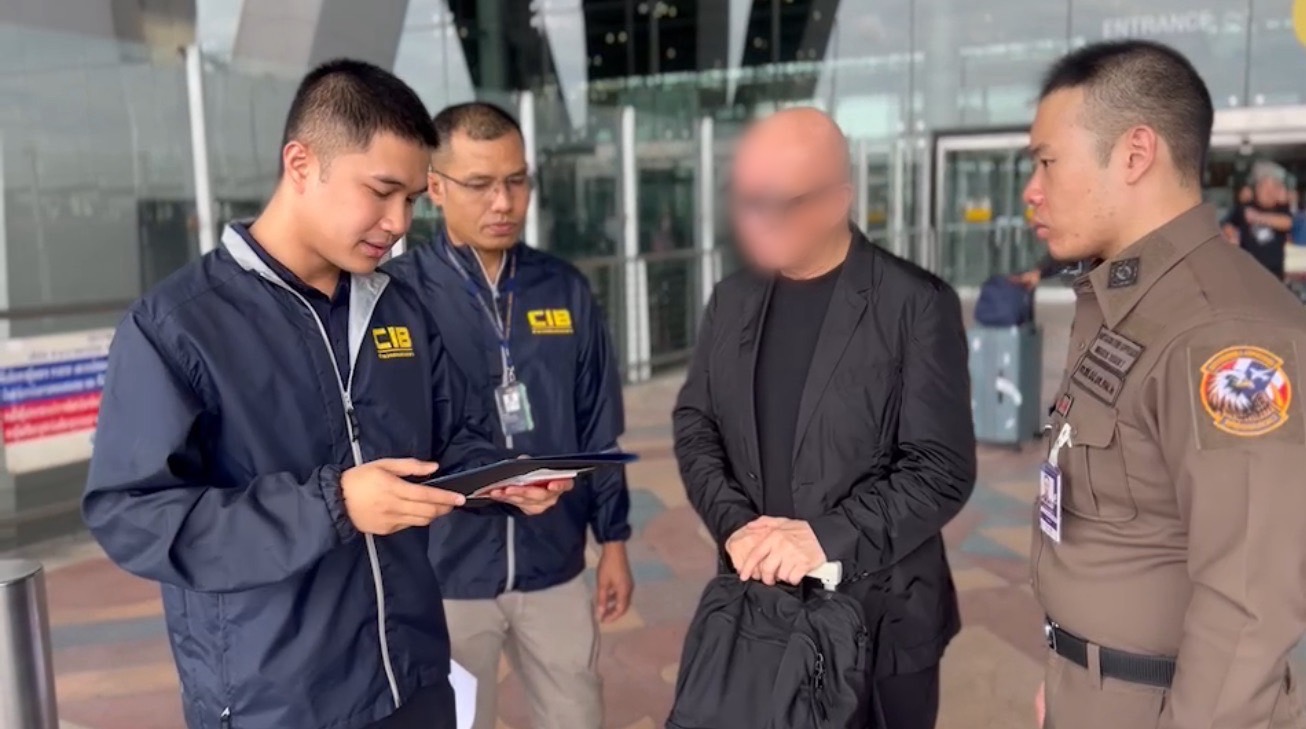 Singaporean and Chinese Fugitives Arrested at Bangkok Airports