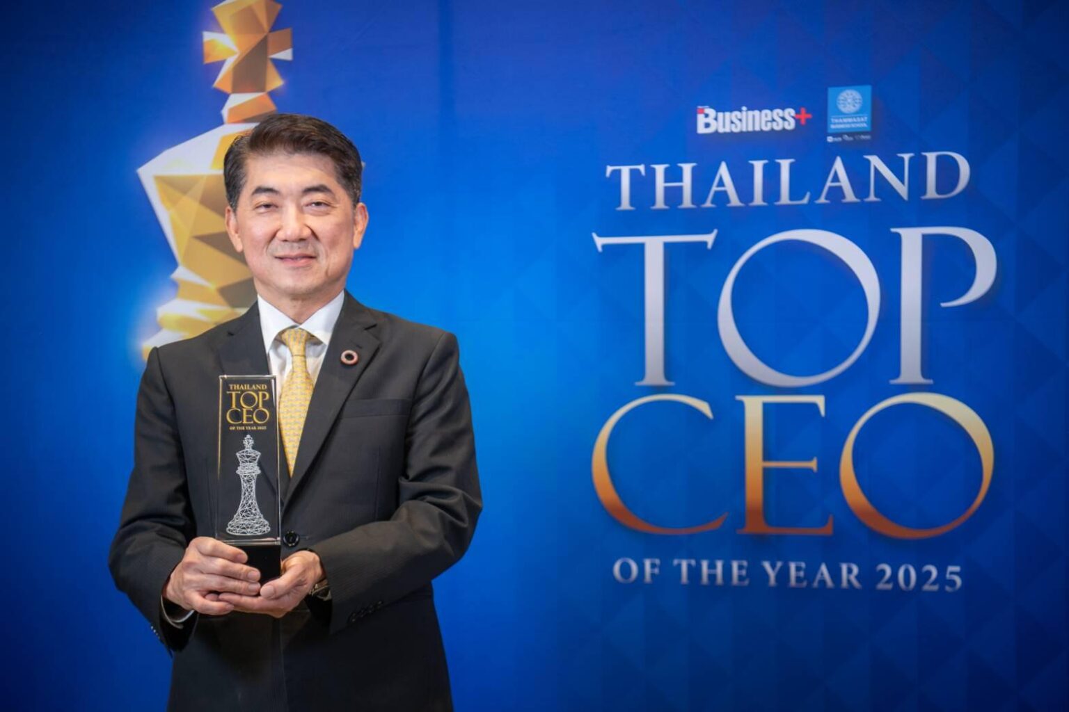 CP Foods CEO Wins Asia's Best, Thailand's Top CEO Awards