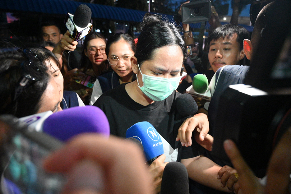 The Miss Golf Universe: A Web of Relationships with 13 Monks