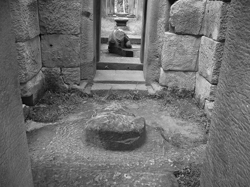 Historical Temples Caught in Modern Thai-Cambodian Border War