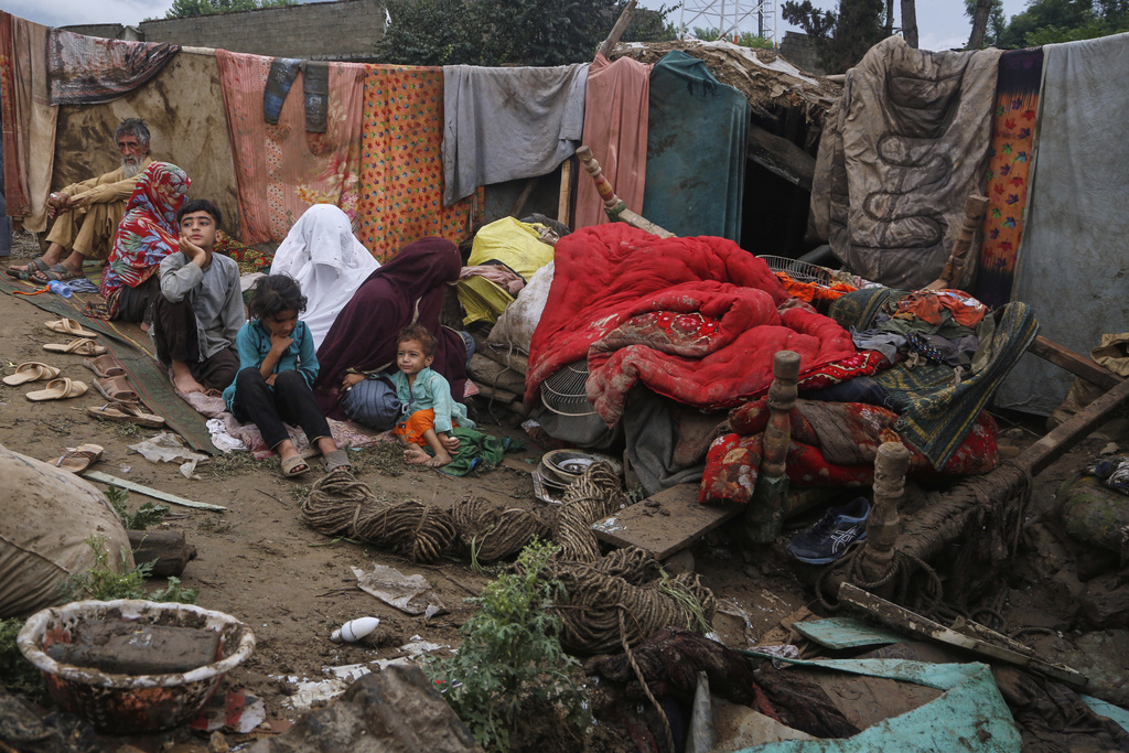 Pakistan Defends Flood Response After Over 270 People Killed