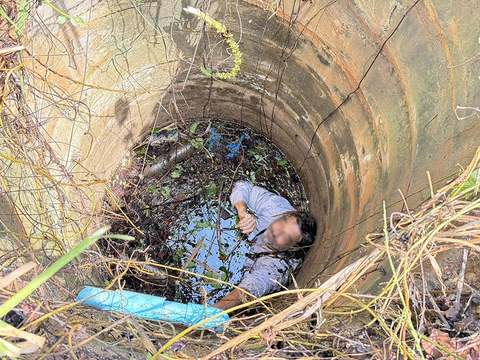 German Man Rescued After Falling Into 20-Meter Well in Chonburi