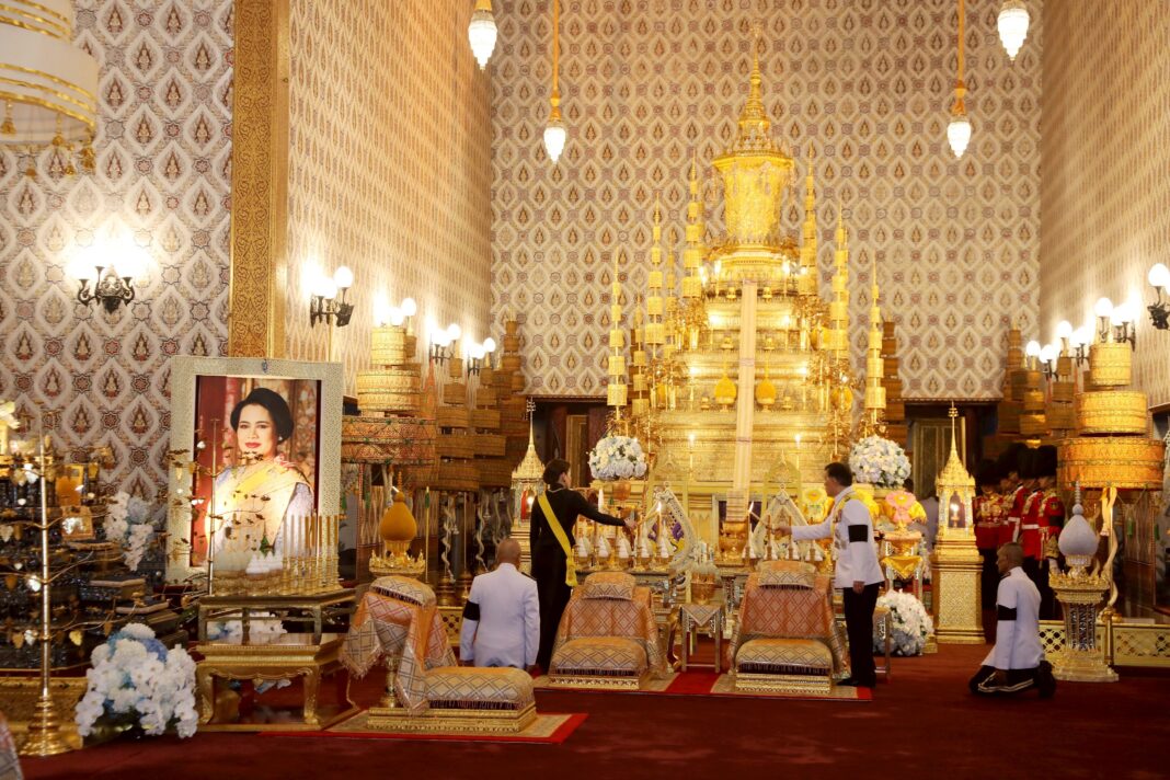 Queen Sirikit's Royal Urn Lies in State for Public Homage