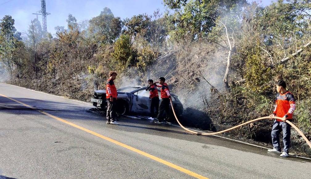 Spanish Family Escapes as Rental Car Explodes in Mae Hong Son