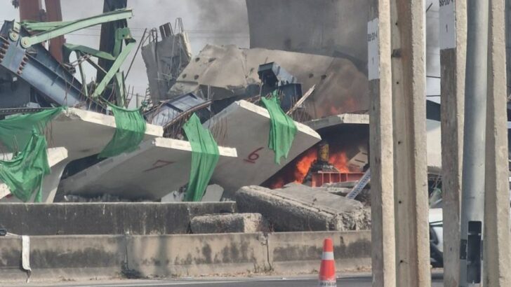 Rama II road again: Fire erupts at crane collapse site