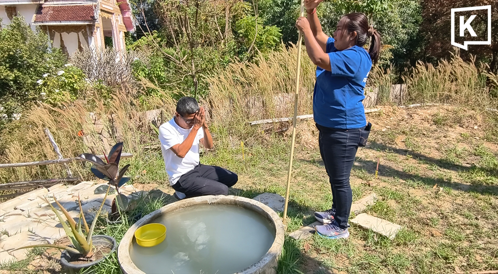 Mystery spring emerges at Thai temple site in dry season