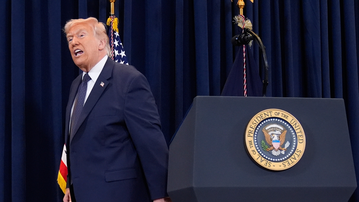 Trump keeps telling America he's winning in Iran. He's less clear in ...