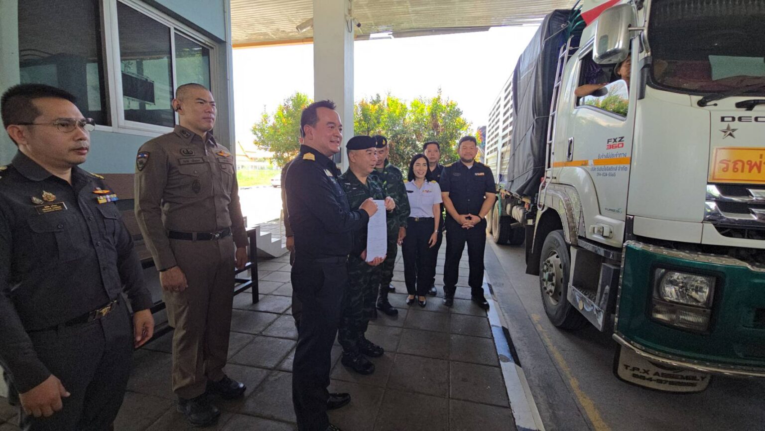 Mae Sot-Myawaddy border crossing shut by Myanmar conflict reopens after ...