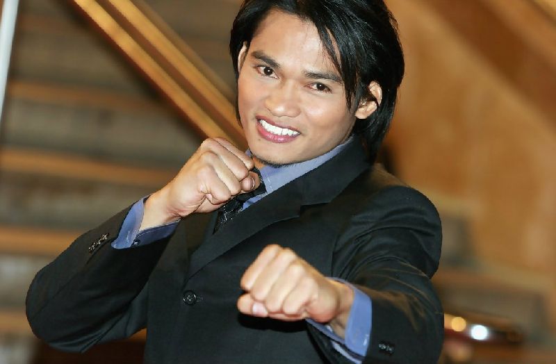 Tony Jaa's Manager Denies Report Of Sick Father