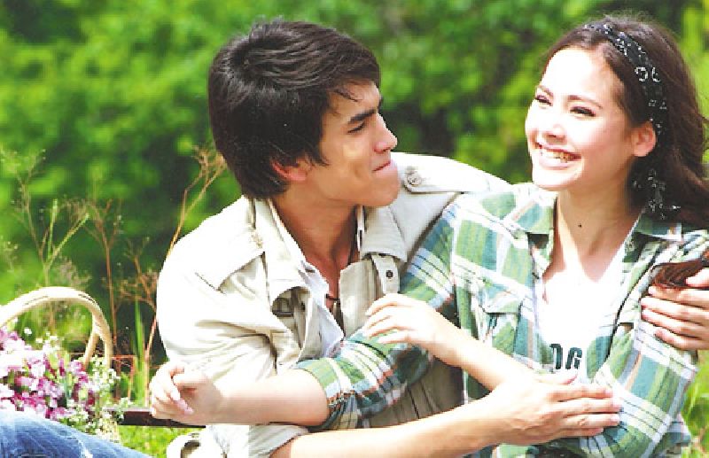 Nadech And Yaya Turning Japanese Youtube